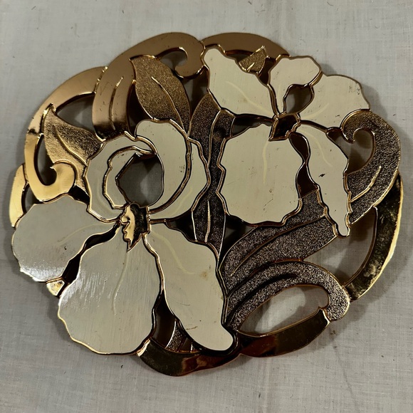 Oneida | Kitchen | Vintage Wm A Rogers Iris Bronze Plated Cream Enamel ...